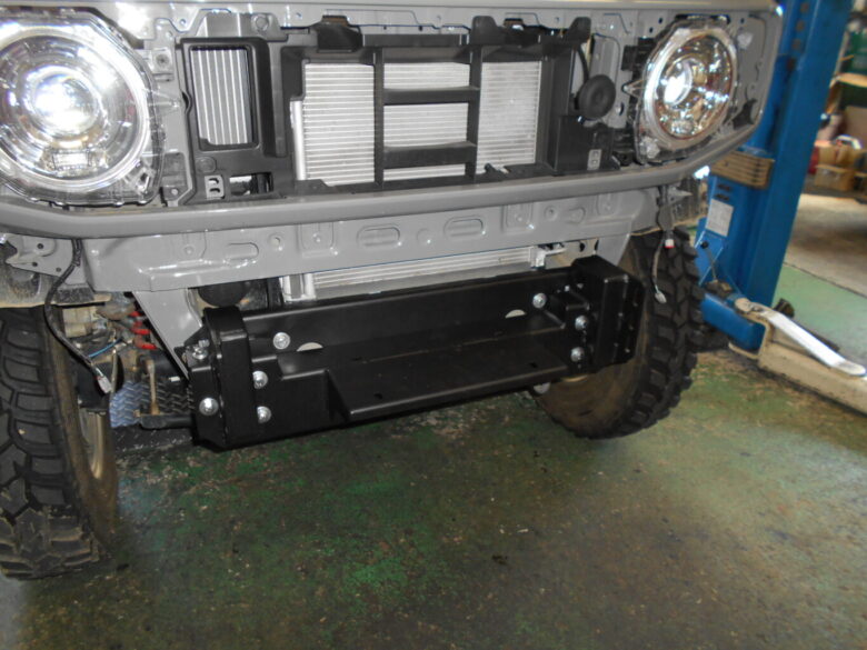 ジムニーJB64に WARN M8000 マウント | HallShot