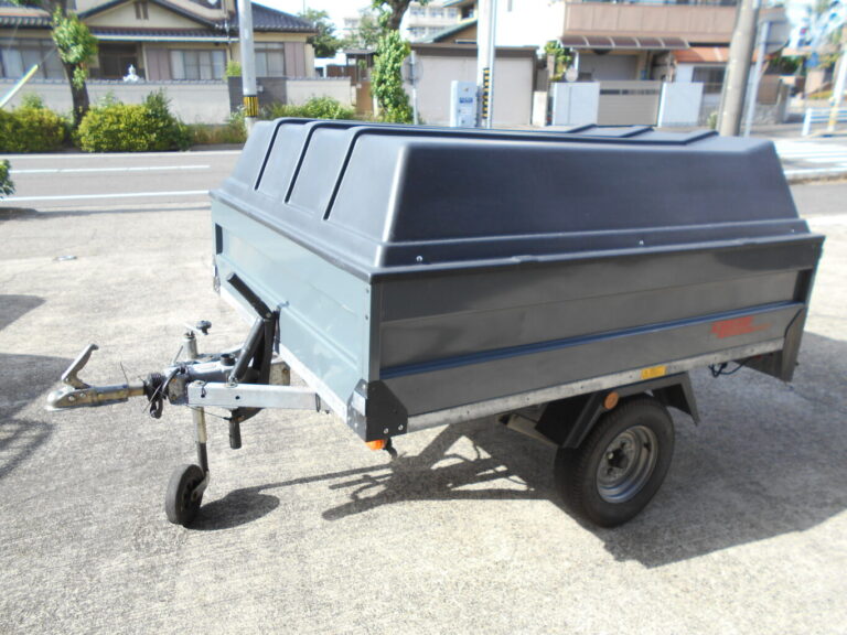 トレーラーの入庫 | HallShot