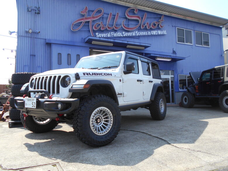 JL2.0 モパーのビルシュタイン2inKIT | HallShot